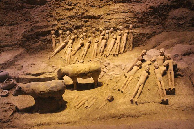 Xi'an Tour of Hanyangling Museum and Qianling Mausoleum with Yuanjia Village - An Introduction to the Tour Experience