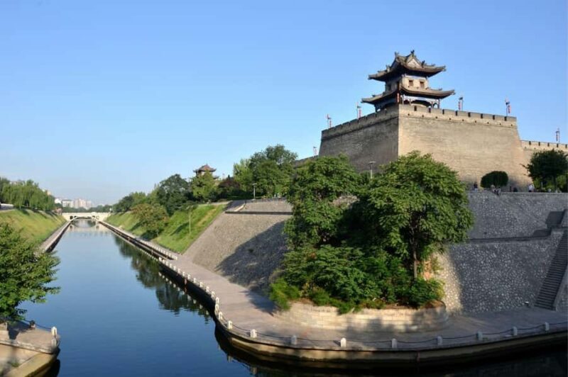 XianCity Wall Multi-Entry or Night Food Tour with Show - Overview of the Experience