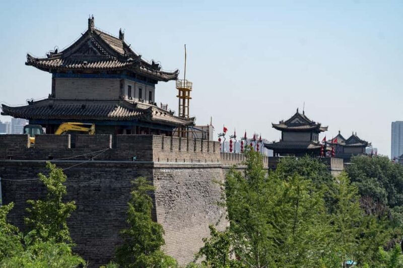 XianCity Wall Multi-Entry or Night Food Tour with Show - Practical Details and Tips