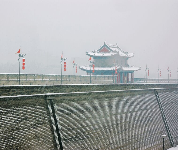 XianCity Wall Multi-Entry or Night Food Tour with Show - Who Will Benefit Most?