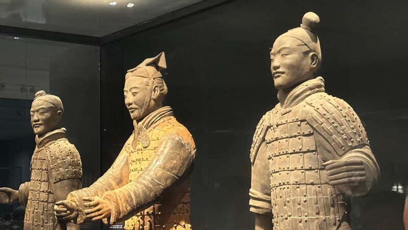 Xi'an:Terracotta Army Guided Tour by Expert Guide w/Transfer - FAQ