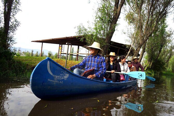 Xochimilco Ecotourism at Dawn in Canoe and Organic Breakfast - Authenticity and Value
