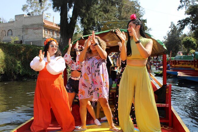 Xochimilco & Mexican Party with Guacamole & Unlimited Drinks - The Sum Up: Who Should Consider This Tour?