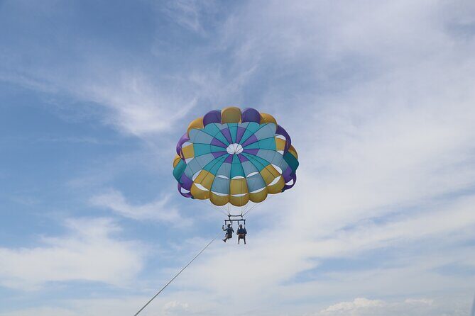 Xtreme H2o Parasailing Departing Adjacent to Crab Island - Introducing the Xtreme H2o Parasailing Experience in Destin