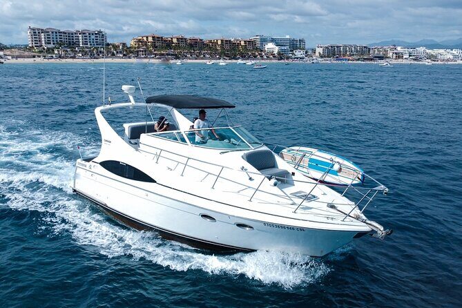 Yacht Carver - Luxury Private Yacht Tour - A Closer Look at the Cabo San Lucas Yacht Experience