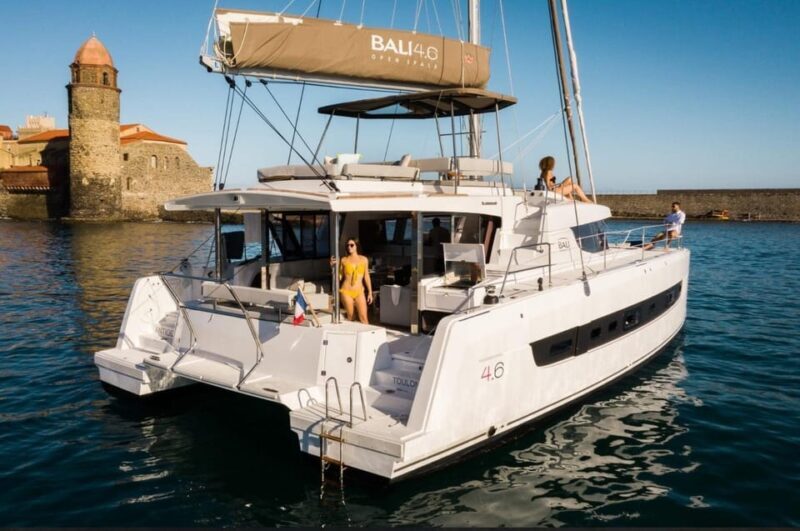 Yacht catamaran trip to the Lavezzi Islands - The Sum Up