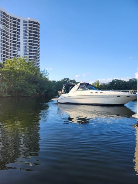 Yacht cruise Biscayne Bay, Miami Beach and Sand bar. 42Ft - Meeting & Ending Points: Planning Your Day