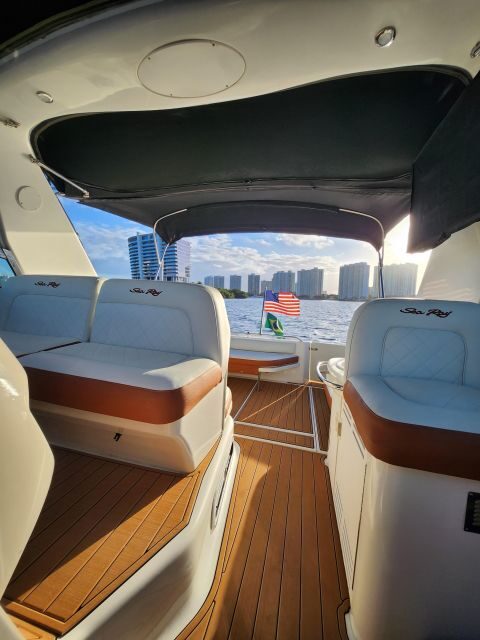 Yacht cruise Biscayne Bay, Miami Beach and Sand bar. 42Ft - About the Tour Experience: From Booking to Looking Ahead
