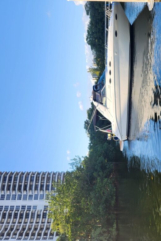 Yacht cruise Biscayne Bay, Miami Beach and Sand bar. 42Ft - Final Thoughts: Who Will Love This Cruise?