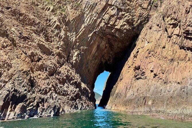Yacht Cruise Four Sea Arches in Hong Kong UNESCO Geopark - Practical Tips for the Perfect Trip