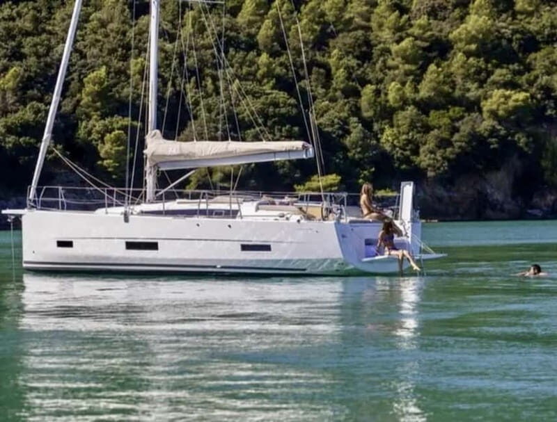 Yacht Me Up All-Inclusive Private Cruise Cannes Lérins Sail - Key Points