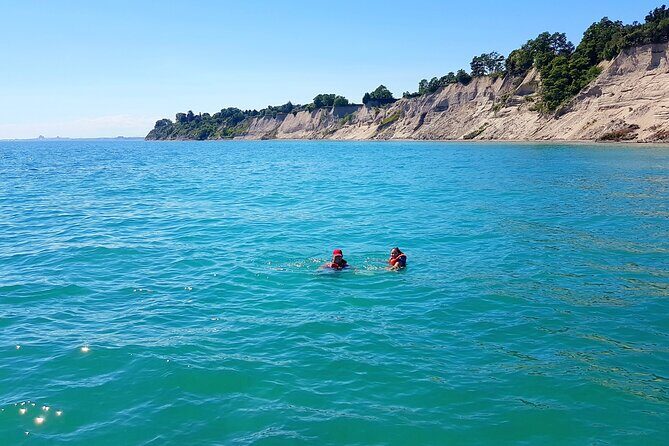 Yacht Party Grill & Chill - Up to 8 people Incl. Newcastle, ON - Who Is This Tour Best For?