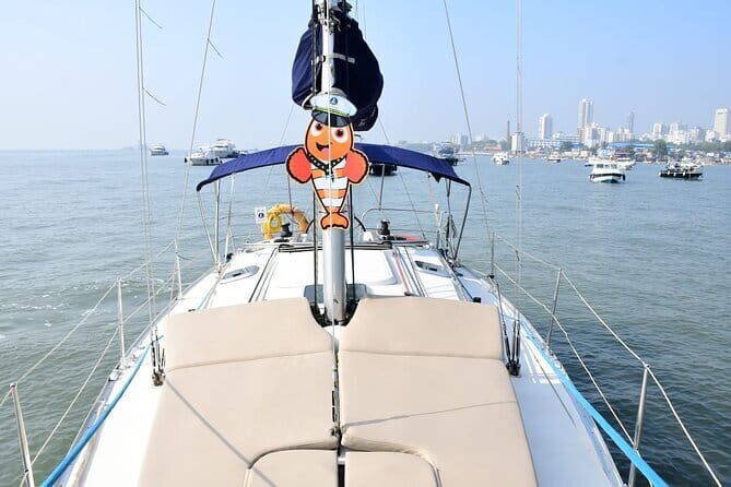 Yachting Adventure Amidst Mumbai's Coastal Charm on Premium Yacht - Discovering Mumbai from the Water