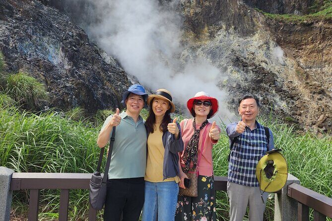 Yamingshan Volcano, Beitou Thermal Valley, Danshui Private Tour - FAQ