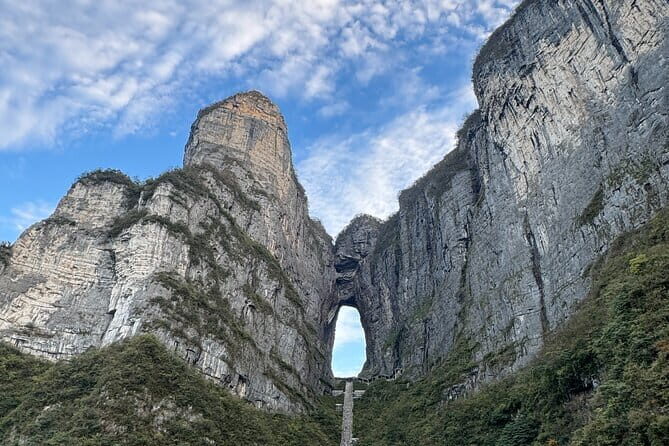 Yangjiajie hotel to Zhangjiajie hotel - FAQs