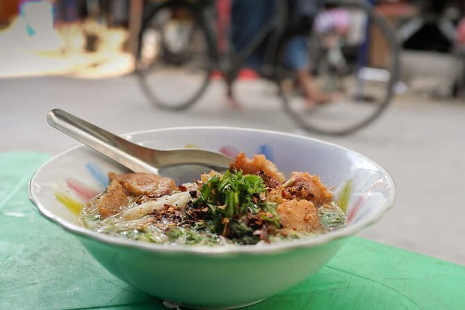 Yangon Breakfast and Market Tour - The must try dishes! - Introduction