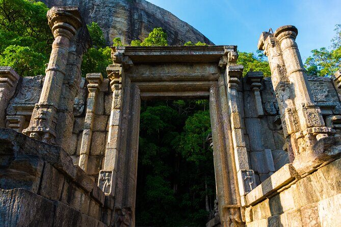 Yapahuwa Ancient Kingdom from Habarana - Key Points