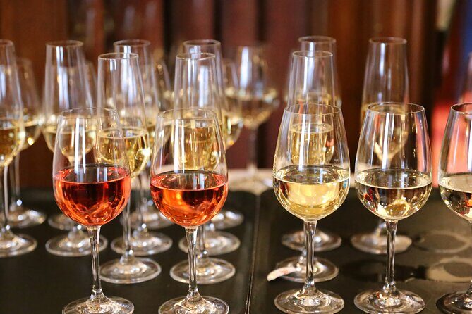 Yarra Valley, Dandenong Ranges inc. lunch with wine,plus morning tea,chocolate - Who Should Consider This Tour?