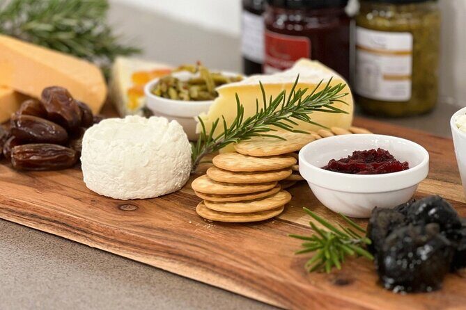 Yarra Valley Grazing Tour Wine, Cheese, Gin, Pizza from Melbourne - Pickup and Transportation – Comfortable and Connected