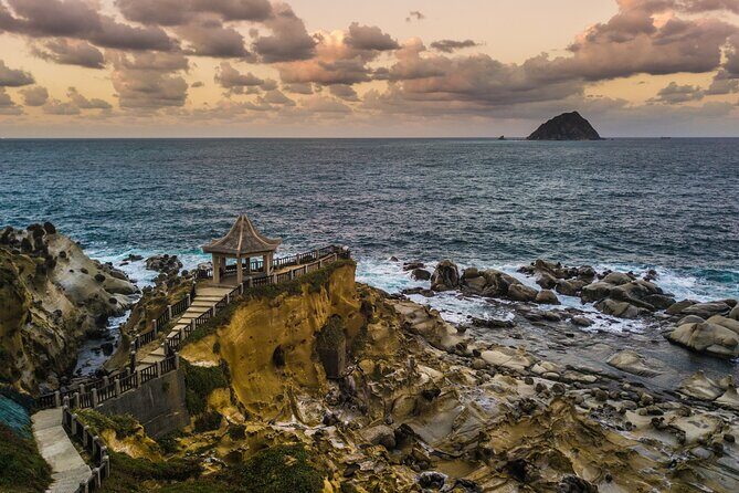 Yehliu, Jiufen & Shifen Private Tour from Taipei with Pickup - Who Will Love This Tour?