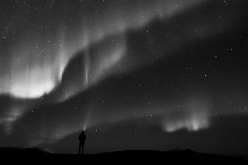 Yellowknife Full Day Tour for Aurora Borealis Northern Light - Considerations and Practical Tips