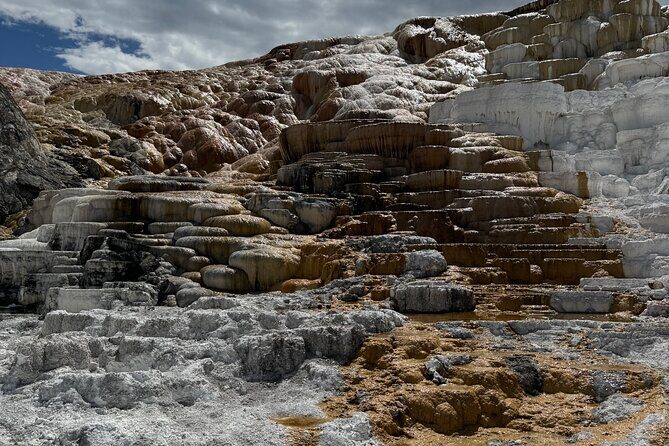 Yellowstone Private Tour - An In-Depth Look at the Yellowstone Private Tour