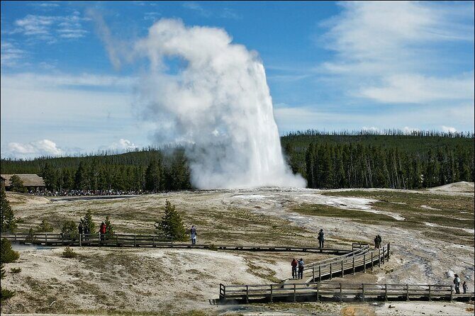 Yellowstone Private Tour Up To 14 - A Surprise Activity Included - Summing It All Up: Who Is This Tour For?