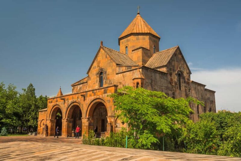 Yerevan: Echmiatsin St. Hripsime/Gayane, City tour Zvartnots - Key Points