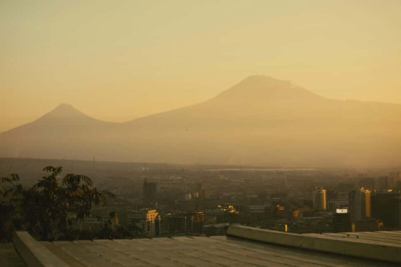 Yerevan: Evening Walking Tour with Local Guide - An Introduction to Yerevan’s Evening Charm