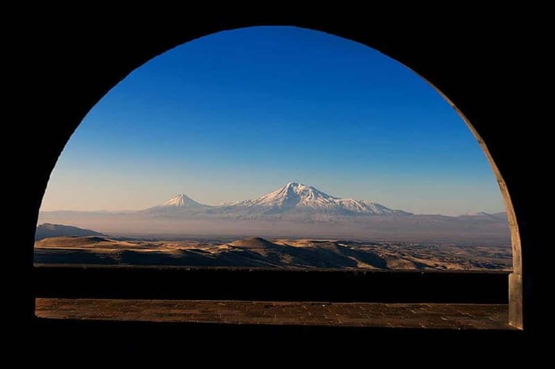 Yerevan to Tbilisi Day Tour: Unveiling Transcultural Wonders - Key Points