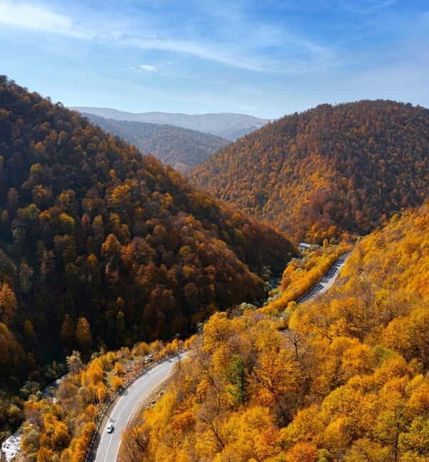 Yerevan to Tbilisi Day Tour: Unveiling Transcultural Wonders - The Itinerary Breakdown: From Armenia to Georgia in One Day