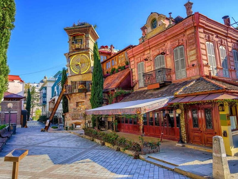 Yerevan to Tbilisi Round Trip: Walking Tour & Wine Tasting - Climbing to History at Narikala Fortress