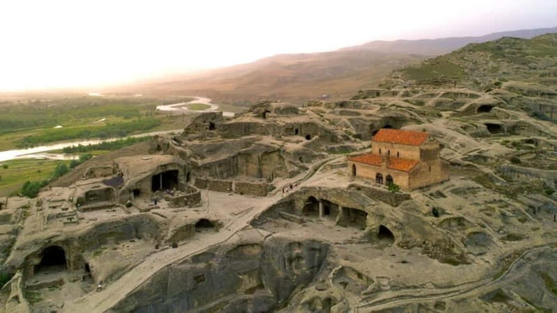 Yerevan to Tbilisi Round Trip: Walking Tour & Wine Tasting - Authenticity and User Experience