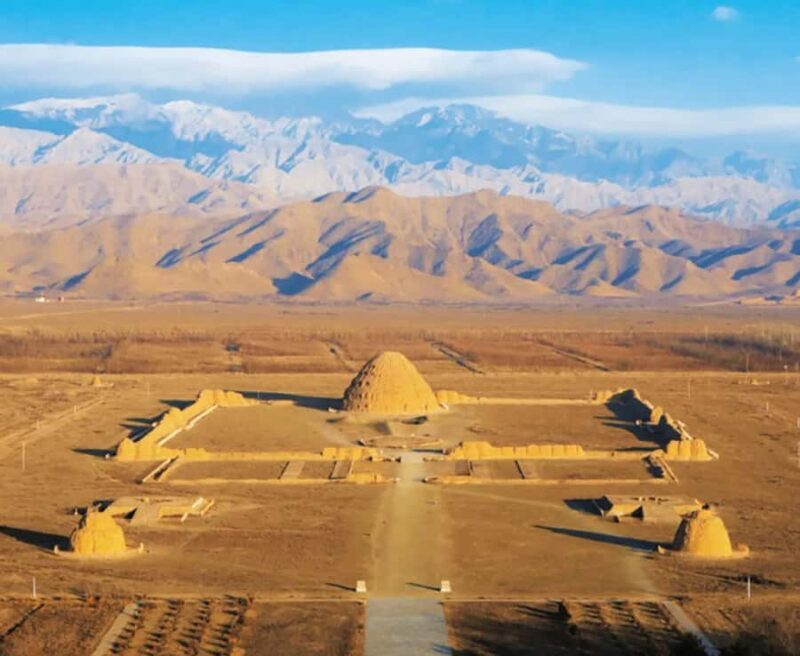 Yinchuan: Western Xia Tombs & Helanshan Rock Paintings Tour - Key Points