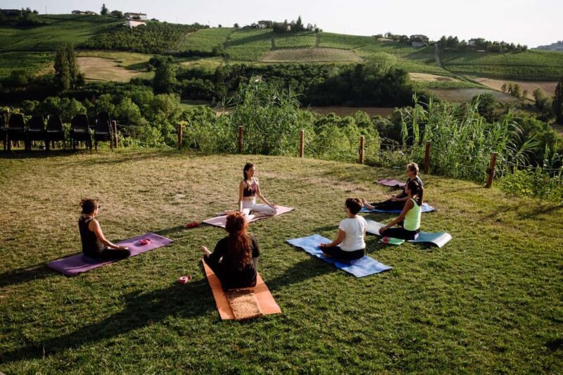 Yoga Lesson in the Langhe Region - An In-Depth Look at the Yoga Experience in the Langhe
