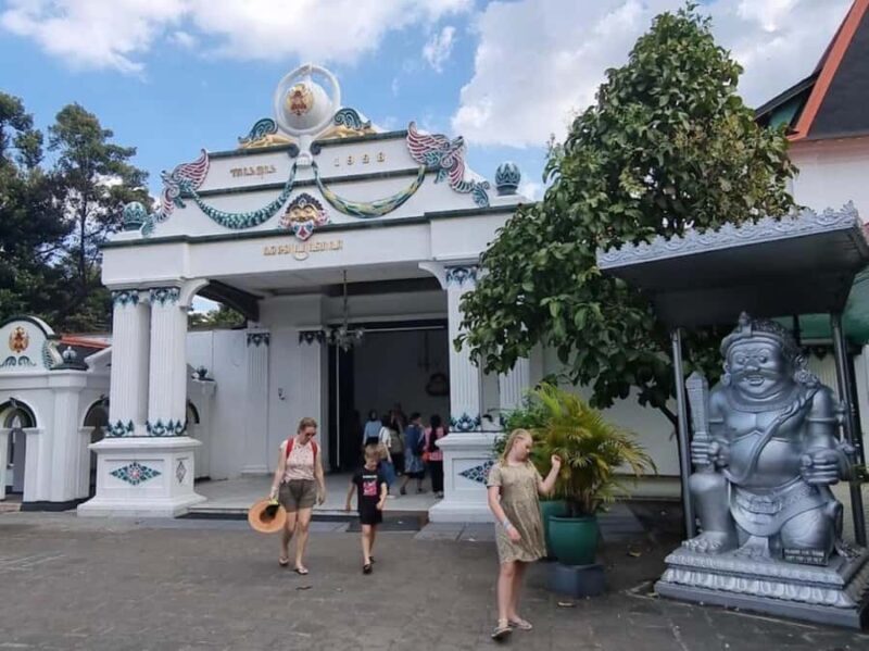 Yogyakarta: 2 Days Tour To Borobudur Merapi Palace Prambanan - Final Thoughts