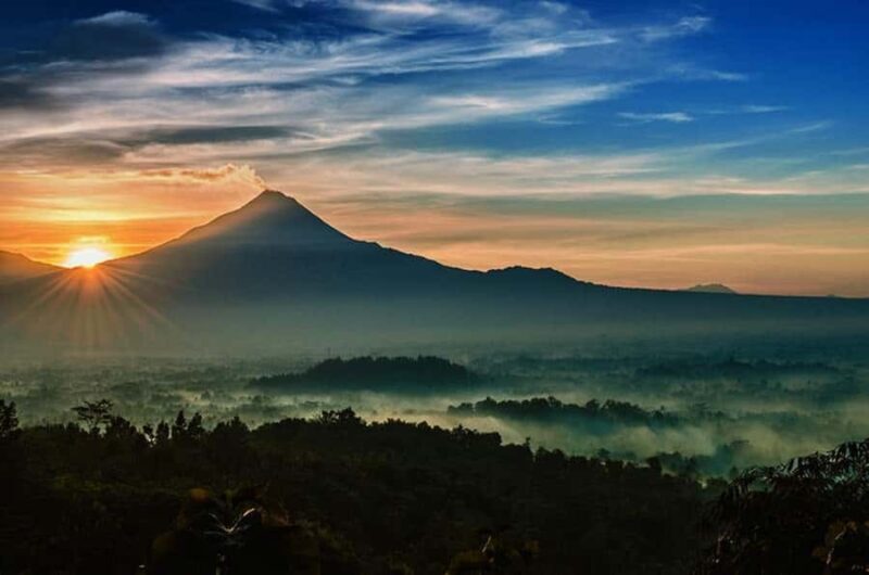 Yogyakarta: Best Borobudur Sunrise and Prambanan temple tour - Key Points