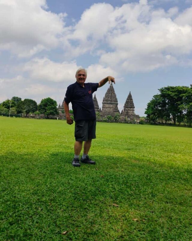 Yogyakarta Borobudur and prambanan temple climb up - An Introduction to the Tour Experience