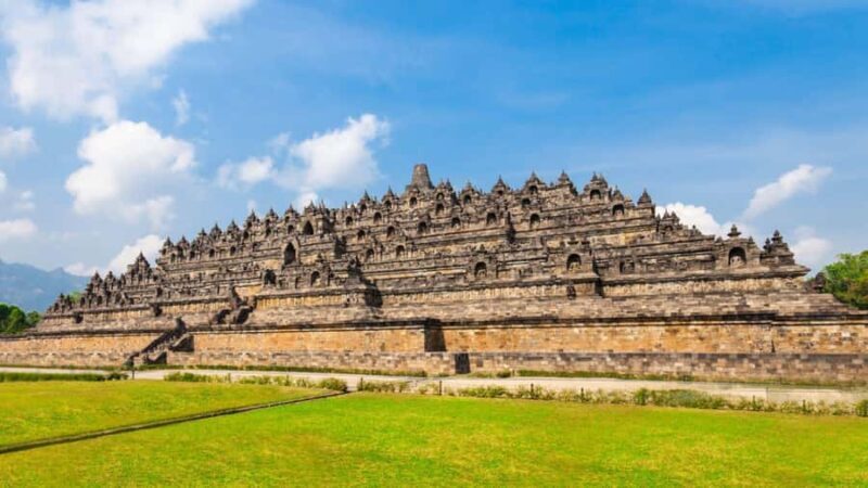 YOGYAKARTA; BOROBUDUR CLIMB UP AND PRAMBANAN TEMPLE TOUR. - Authentic Reviews and Insights