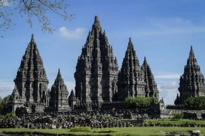 YOGYAKARTA; BOROBUDUR CLIMB UP AND PRAMBANAN TEMPLE TOUR. - Final Thoughts: Is This Tour Right for You?