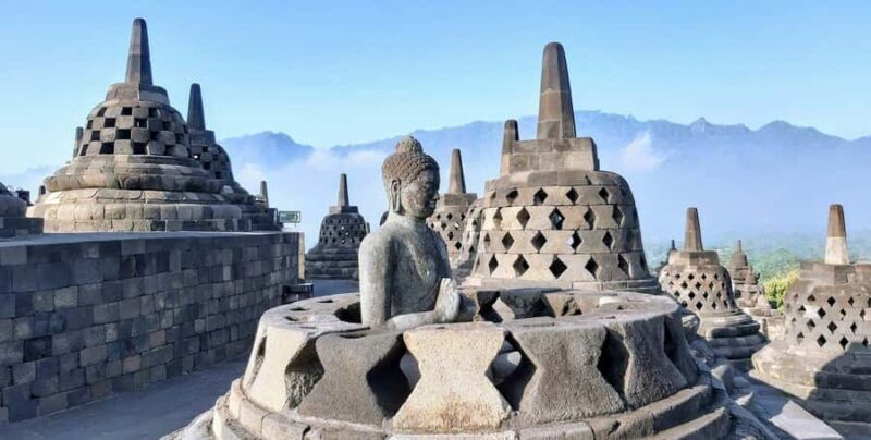 Yogyakarta: Borobudur Merapi Prambanan include all tickets - Analyzing the Value