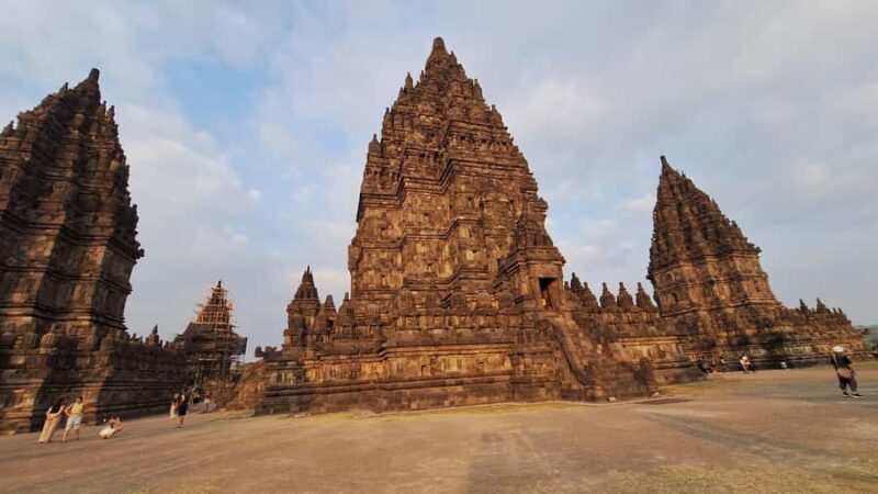 Yogyakarta :Borobudur, Merapi Volcano & Prambanan Temple - Key Points