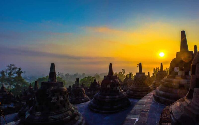 Yogyakarta: Borobudur Sunrise Climb or Sunset and Prambanan - An In-Depth Look at the Tour