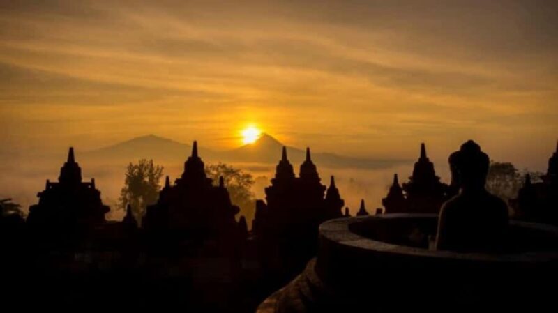 Yogyakarta : Borobudur sunrise climbup temple and prambanan - The Value and Practical Aspects