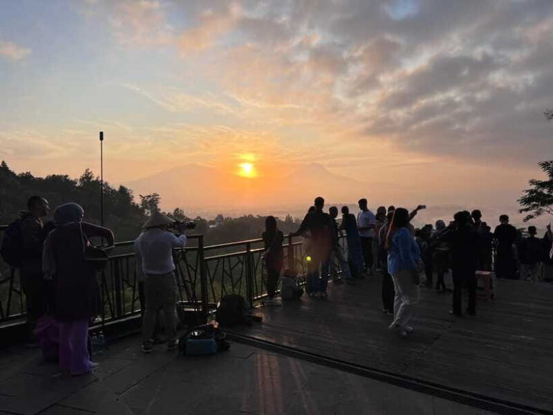 Yogyakarta: Borobudur Sunrise From Setumbu Hill Shared Tour - Final Thoughts