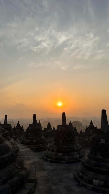 Yogyakarta: Borobudur Sunrise From Temple With Breakfast - The Sum Up
