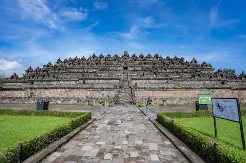 Yogyakarta: Borobudur Sunrise & Prambanan ClimbUp Guarantee - Real Traveler Insights from Reviews