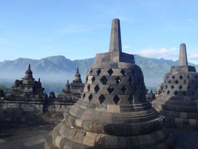 Yogyakarta : Borobudur temple + cycling - Wrapping It Up