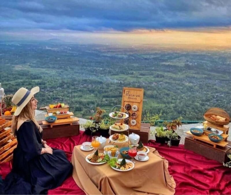 Yogyakarta: Borobudur Temple & Enam Langit Private Tour - Key Points