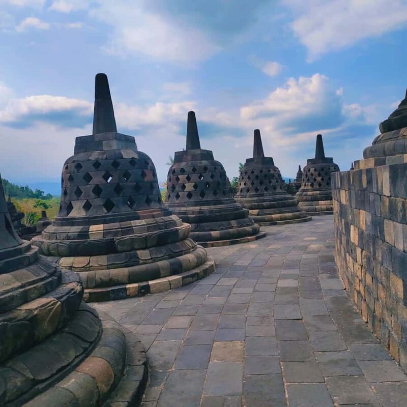 Yogyakarta: Borobudur Temple Half Day Tour With Climb Up - Who This Tour Is Best For
